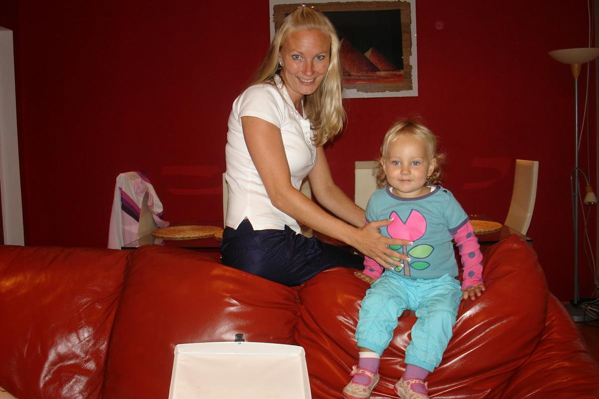 Nikolka - srpen 2010 – martinasmejkalova – album on Rajče